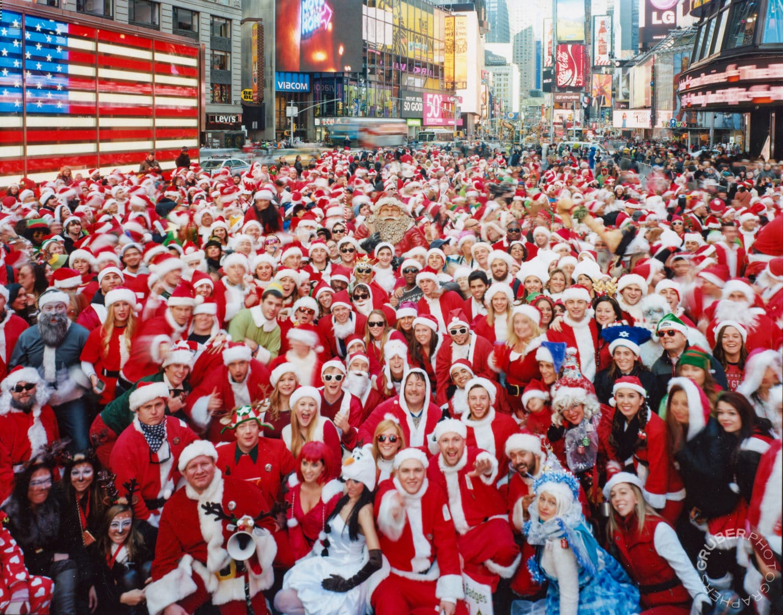 The Official Home of SANTACON® NYC - SantaCon NYC
